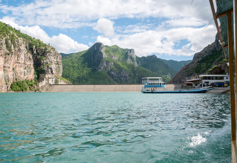 Koman Lake: Tagesausflug mit fantastischer Bootstour