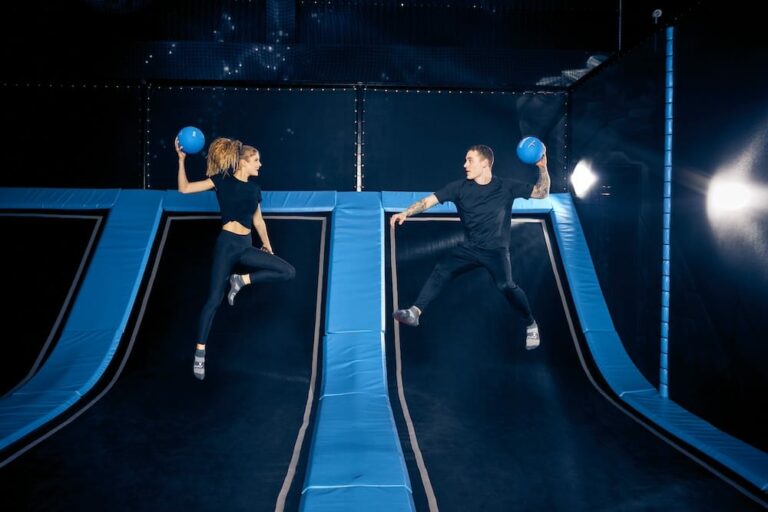 Superfly: Standorte, Attraktionen & Tipps für Trampolinparks