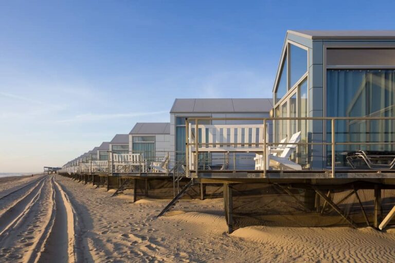 Roompot Strandhäuser und Beach Houses direkt am Meer