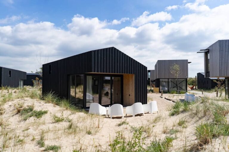 Roompot Strandhäuser und Beach Houses direkt am Meer